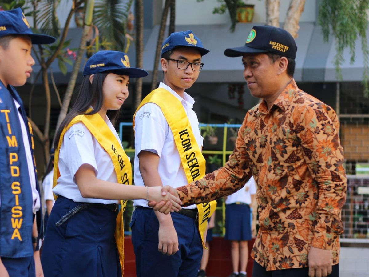 Sekolah Menengah Pertama – Perhimpunan Pendidikan dan Pengajaran ...