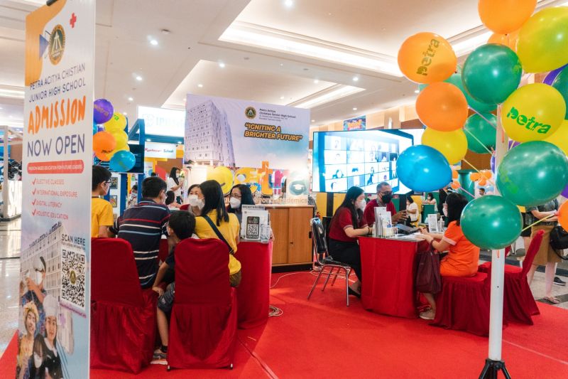 Home - Perhimpunan Pendidikan dan Pengajaran Kristen Petra